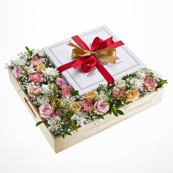 Floral Tray Hamper with Cake Box – The Mystery Box